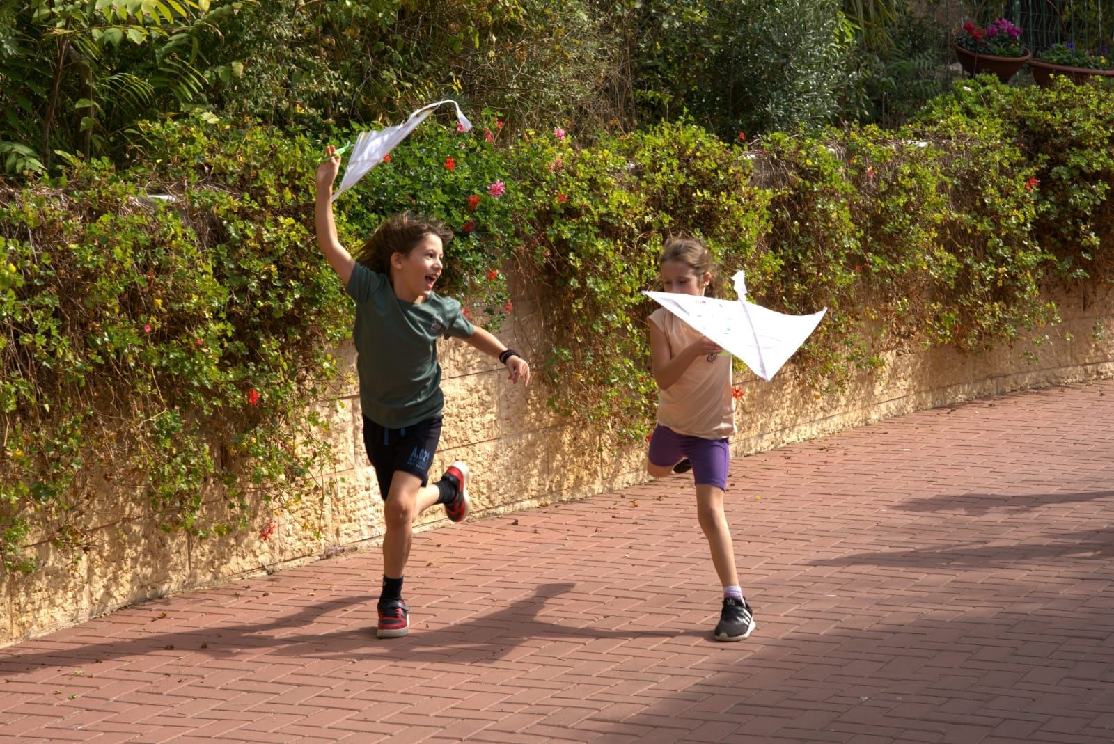 Kites of Hope at the Kotel - Fun In Jerusalem